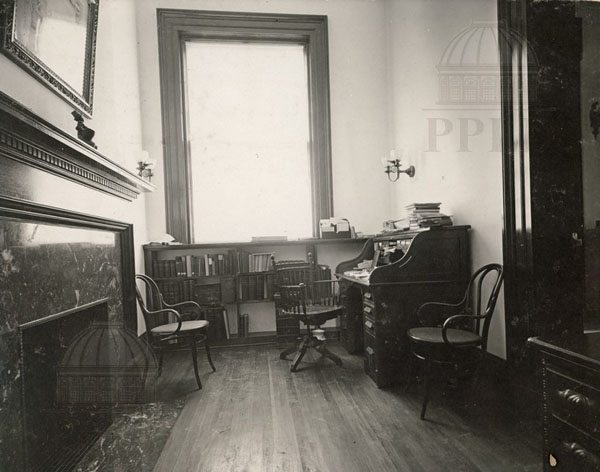 Adriance Memorial Library