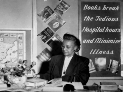 Historia de la Biblioteca Sadie Peterson Delaney African Roots Branch